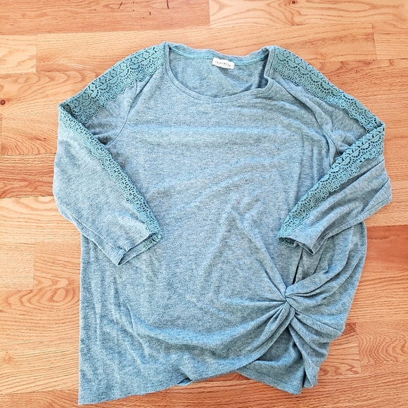 retrology | Tops | Retrology 34 Length Sleeve Lace Knot Knit Sweater ...